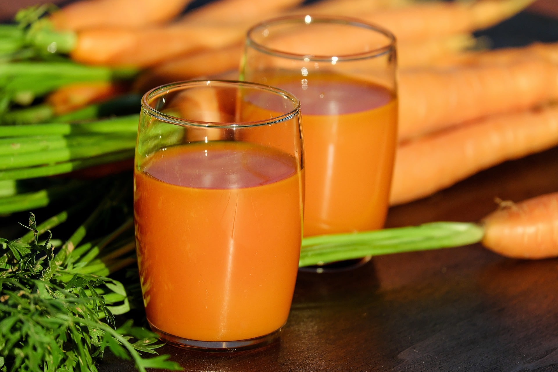Can Parrots Eat Carrots? (Are Carrots Safe For Parrots?) - Parrot Website